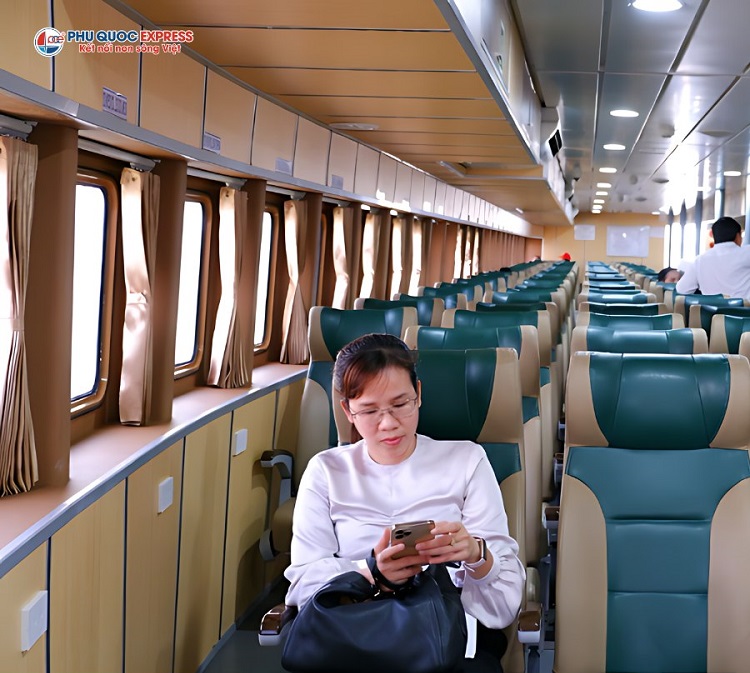 Tàu Phú Quốc Express Ao Tiên - Cô Tô